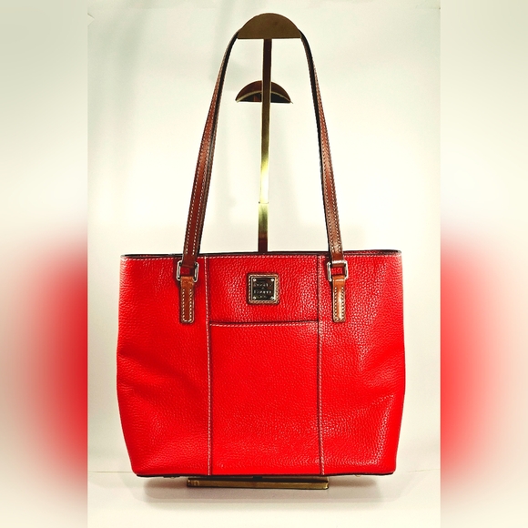 Dooney & Bourke | Bags | Dooney Bourke Lexington Shoulder Purse In ...